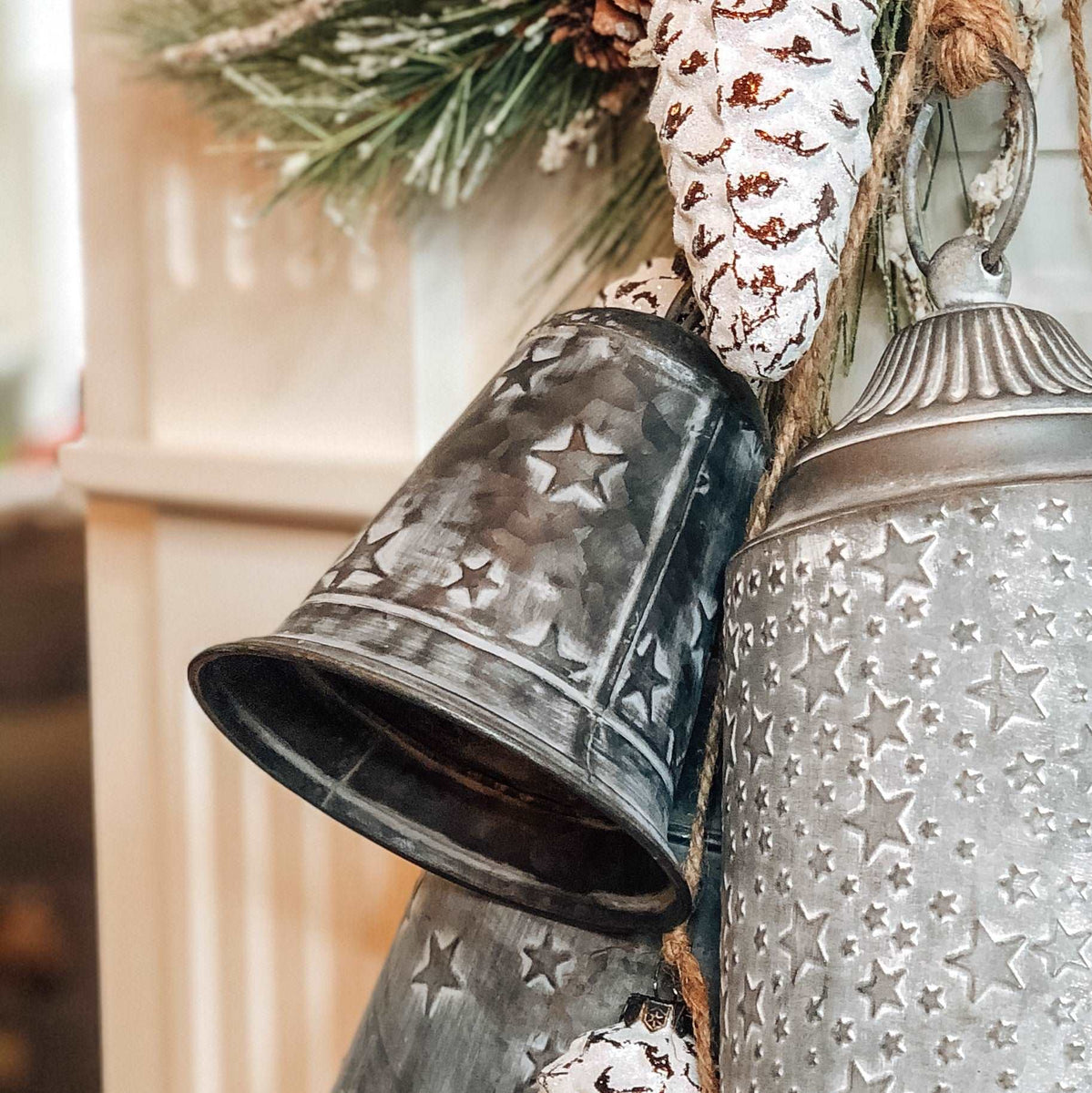 Christmas Small Star Metal Cylinder Bell